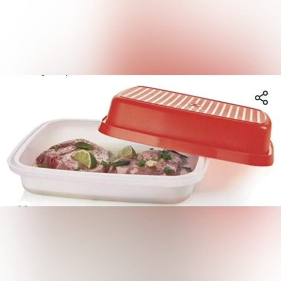 Tupperware | Kitchen | Tupperware Seasonserve Marinating Container ...